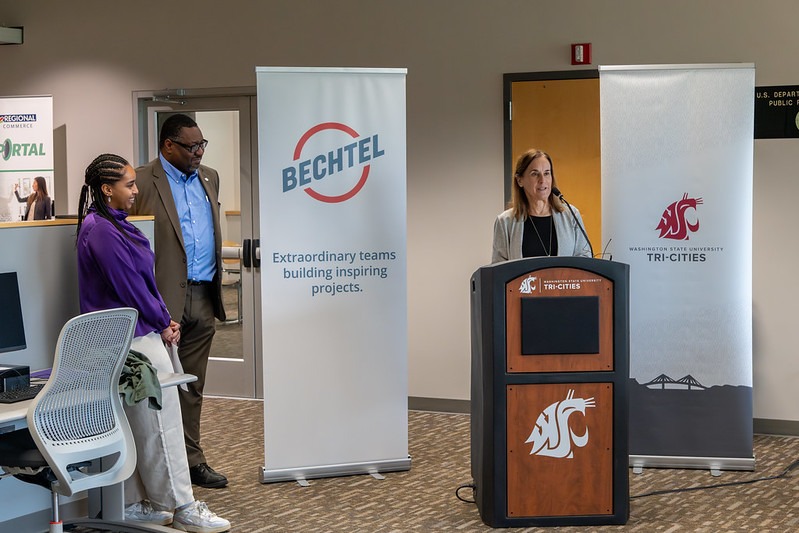 WSU Tri-Cities receives Bechtel donation to support tutoring center - WSU Tri-Cities