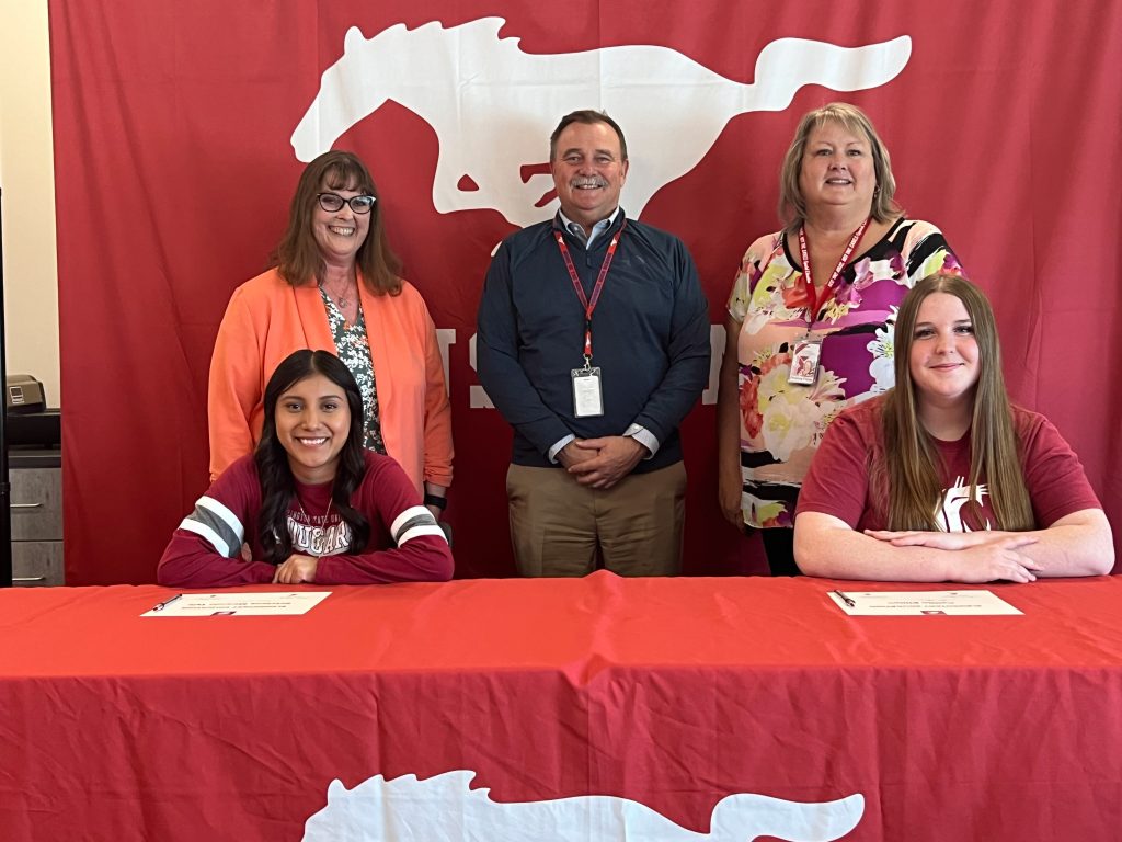 WSU Tri-Cities signs second cohort of future educators and welcomes new district partners - WSU ...